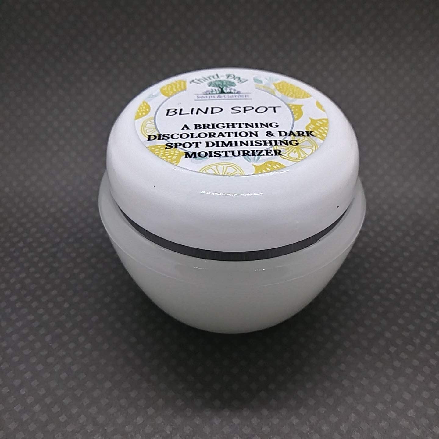 Blind Spot Brightening Moisturizer – Third Day Soaps Garden Wellness